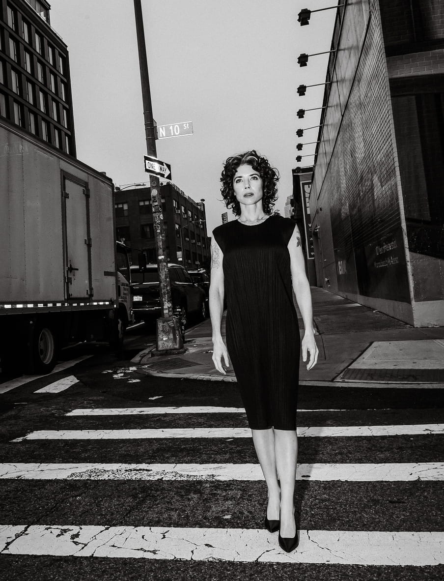 Maak kennis met Meredith Whittaker, de baas van Signal en de grote ...