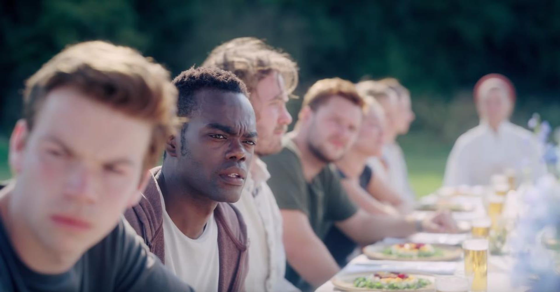 Hoe maak je de engste film van het jaar? Je laat alles weg wat eng is ...