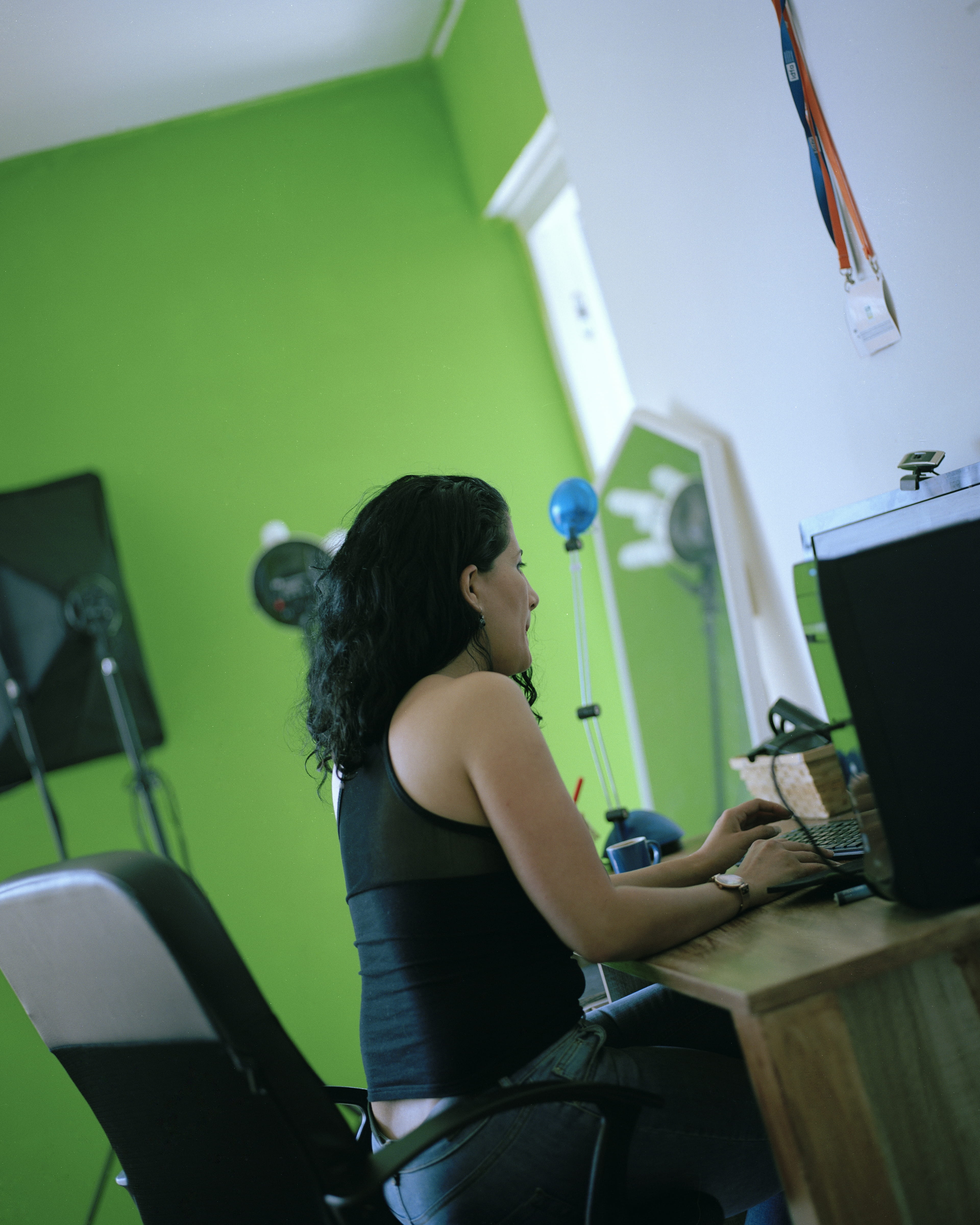 Arabisch feminisme woont ook in Haarlem: maak kennis met Dareen Hasan ...