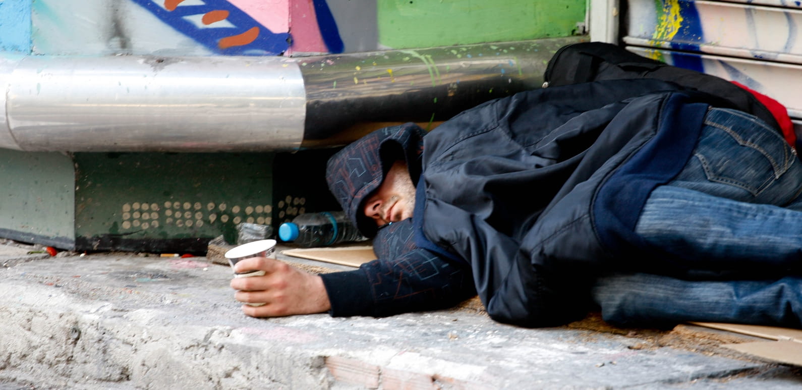 Moet je een bedelaar geld geven? - De Correspondent